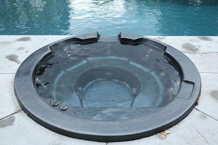 Vinyl Spillover Spas - Westrock Pools